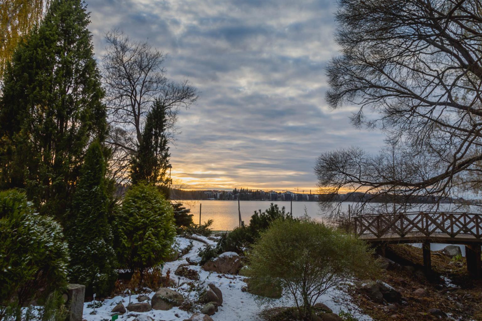 November temperatures were close to normal, precipitation remained low ...